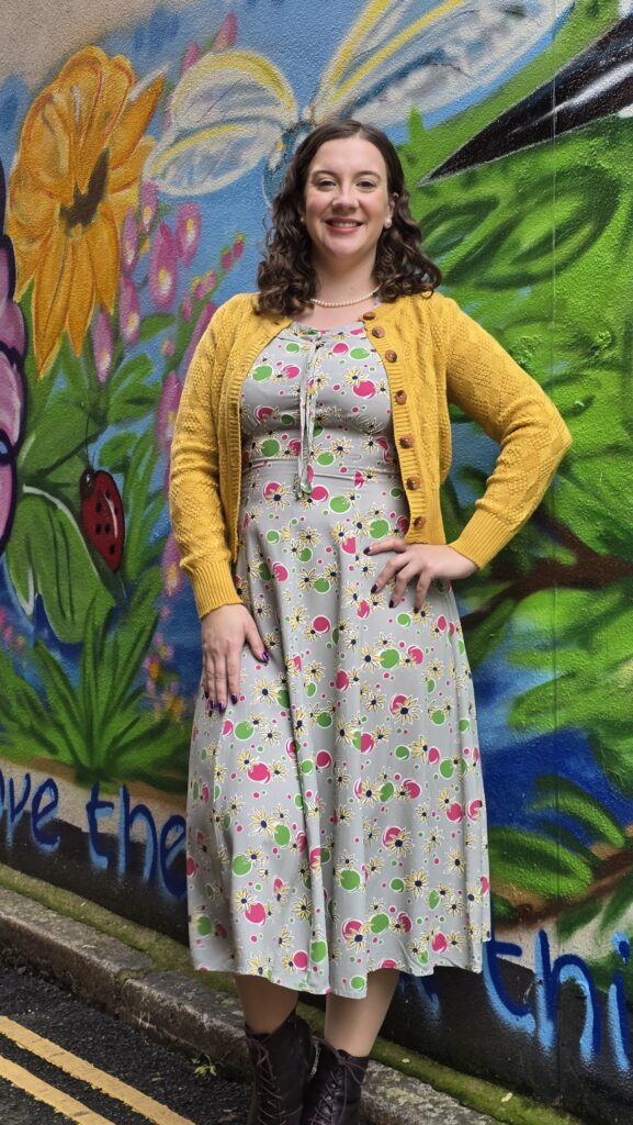 Daisy Bubble 1940s day dress - Frocks in Swing time